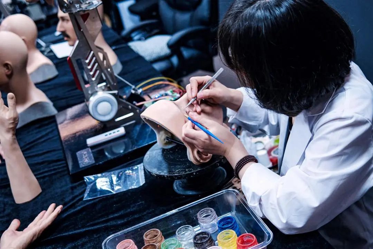 腾讯视频《未来新世界》——探秘EX未来科技馆exrobots